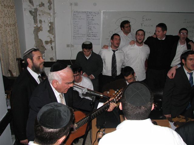 Yeshivat Sha'alvim - Photo Galleries - Rav Baruch Chait Melave Malka